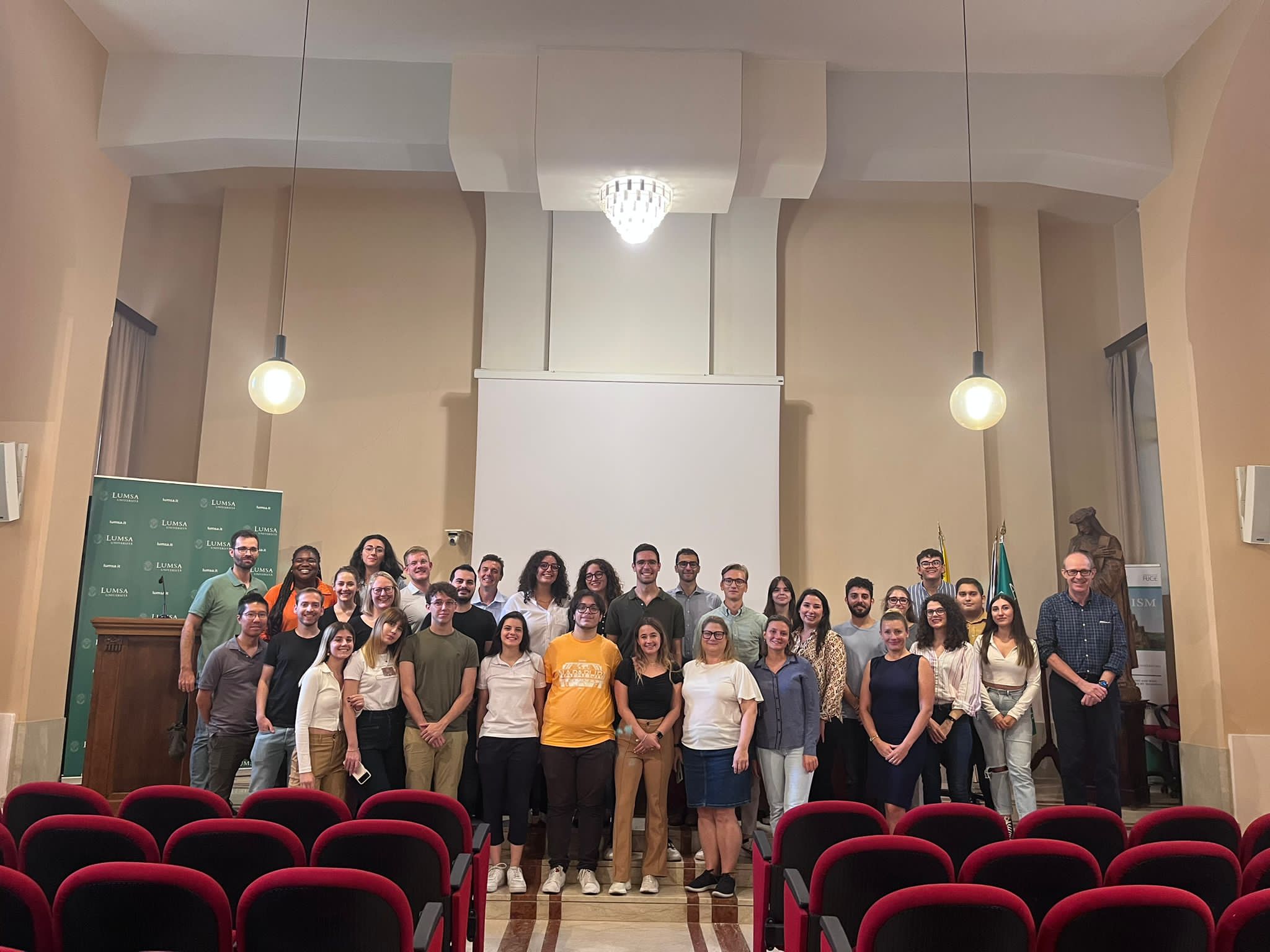 Participación del Área de Derecho Internacional Público y Relaciones Internacionales de la ...